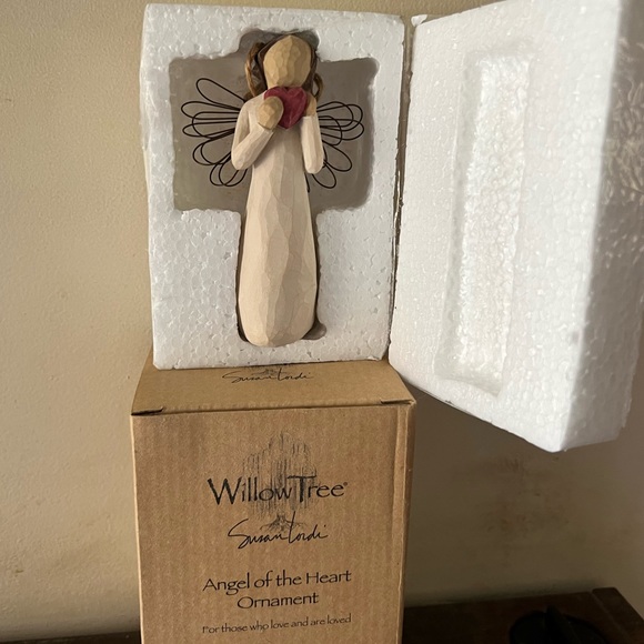 Willow Tree | Accents | Willow Tree Angel Of The Heart Ornament | Poshmark